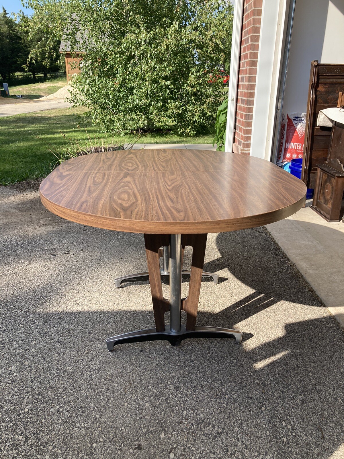 Chromcraft Dining Room Furniture