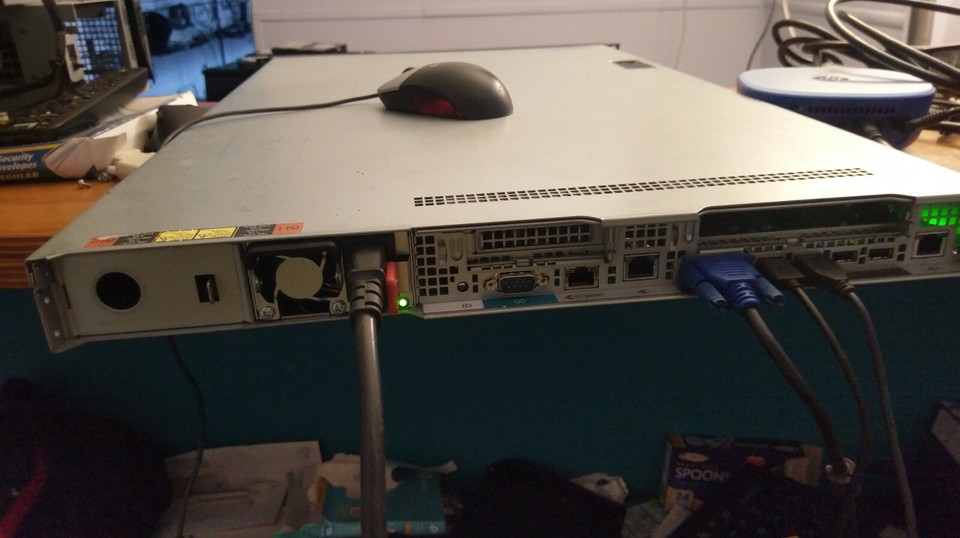 Lenovo ThinkServer RD340 Xeon E5-2407 v2 24GB(4x6GB) DDR3 ECC No O.S ...