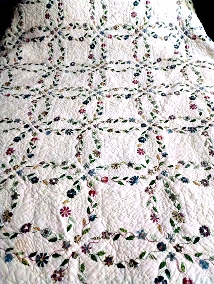 Quilt Coverlet Full/Queen size White Pink Floral Cotton 86 x 86 inches ...