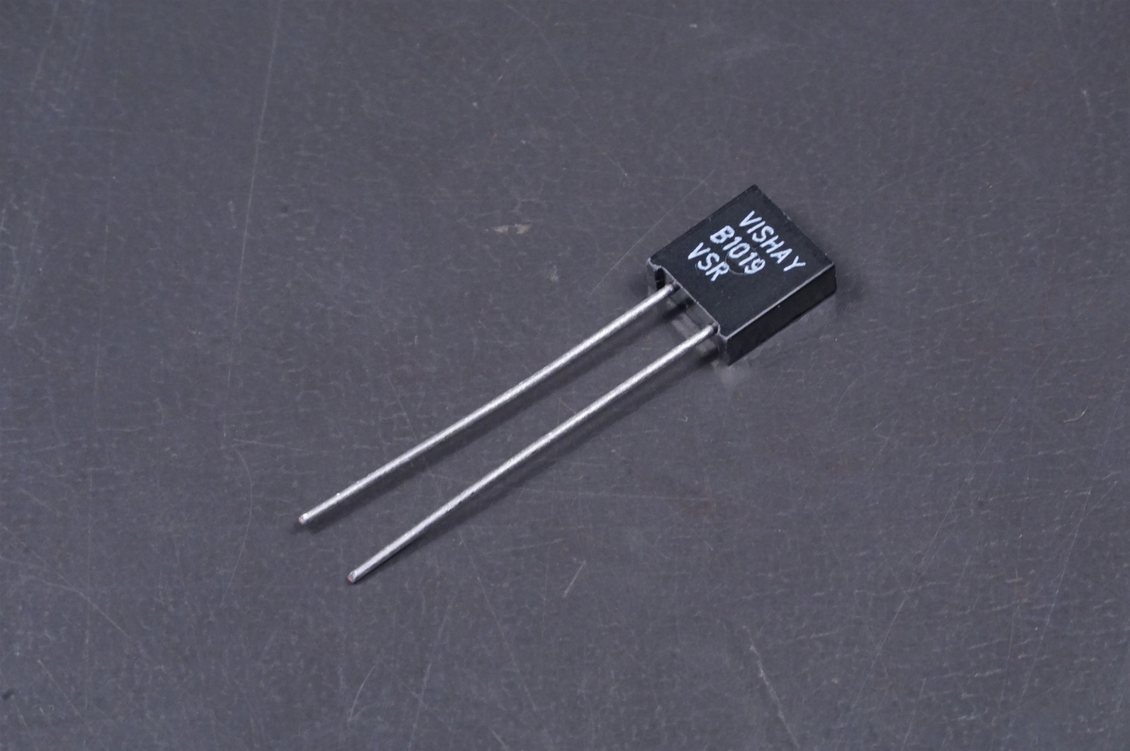 Y0075499R000F0L Vishay Metal Foil Resistor 499 Ohm 1% 300mW Rad VSR ...