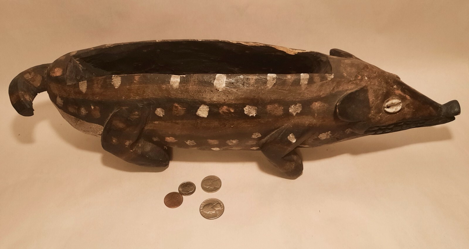 SLIT DRUM vtg wild boar pig pacific island tiki wood carving papua new ...