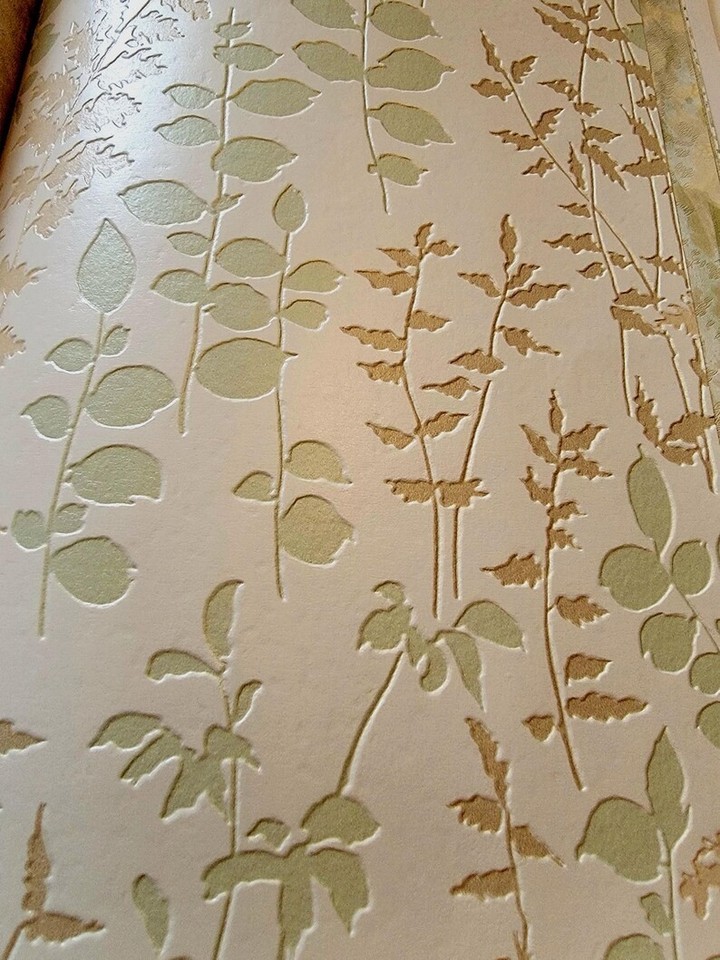 Bath, Florals, Roses, Small Prints Scroll Medallion Modern Wallpaper ...