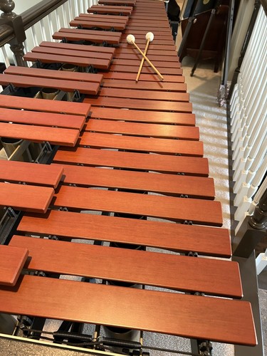 Adams Marimba Concert 4.3 Endurance Field Frame - great condition ...