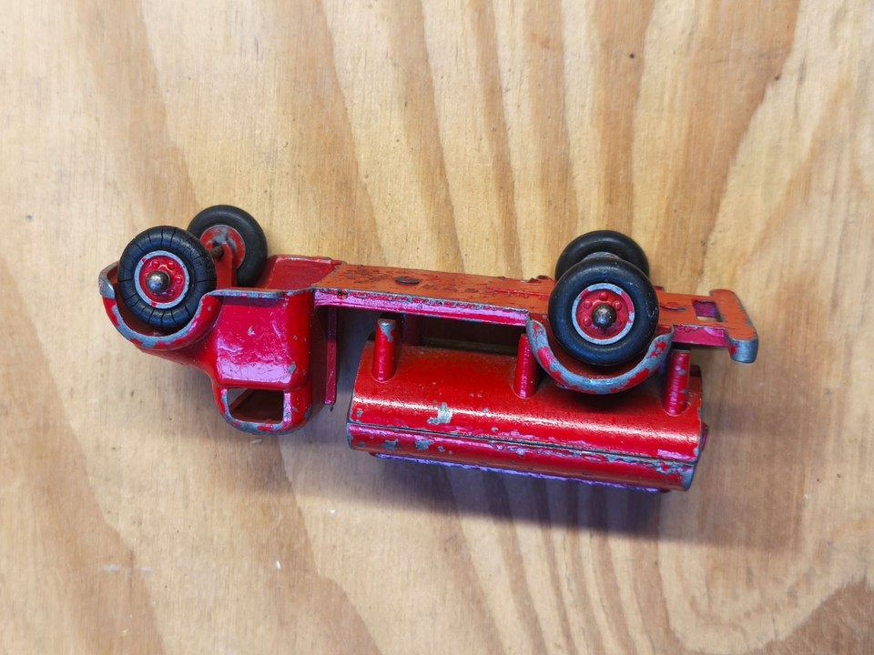Benbros Qualitoys226 Petrol Lorry Motoroil Esso Petrol 1949 | eBay UK