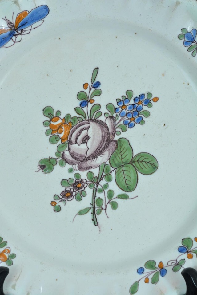 Rare Plate Earthenware of Bordeaux 18 Th Jacques Hustin Roses Insect N2 ...