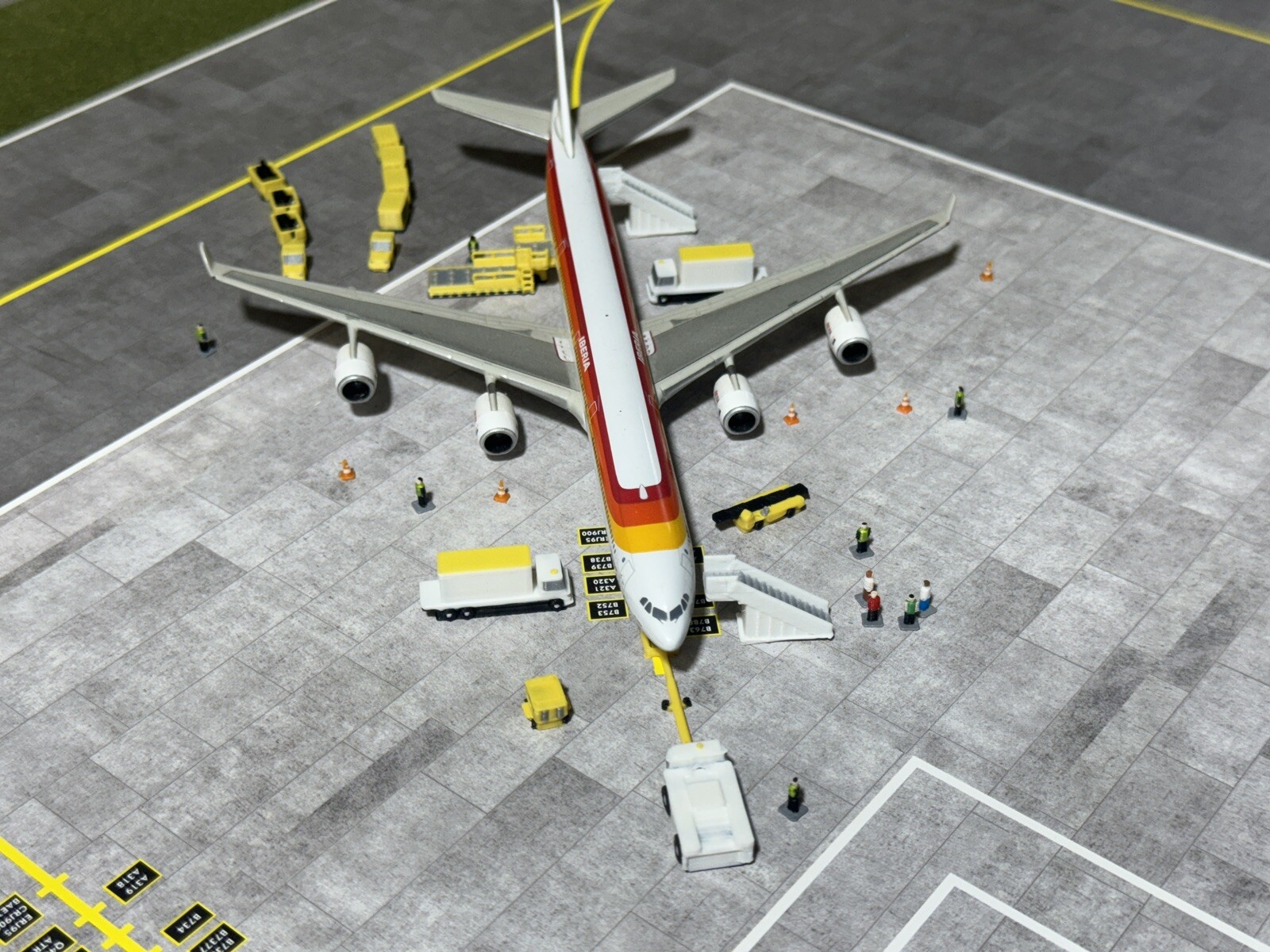 Jetset Models 1:400 -GENERIC- GSE V2 C/W Gemini Jets, NG Models, Etc ...