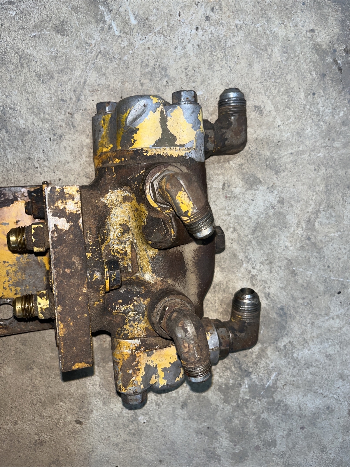 International 444 IH tractor hydraulic control flow valve to ...