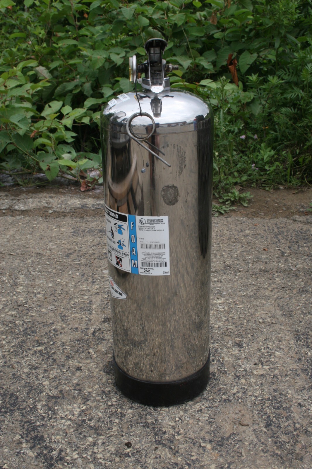 Amerex 2.5 Gallon FOAM Refillable Fire Extinguisher Class 2-A Model 252 ...