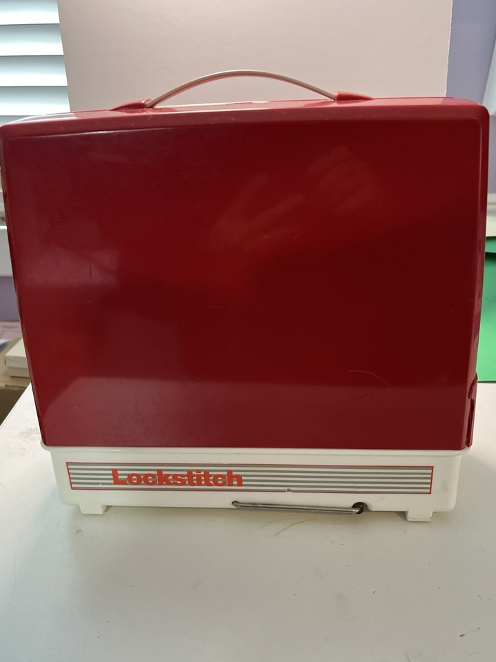 Vintage Singer Lockstitch Sewing Machine with Red Carrying Case Battery ...