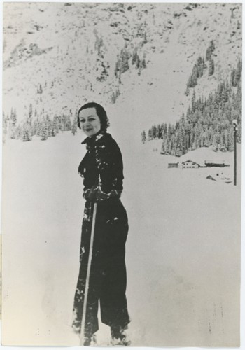 Magda Fontanges, actrice et journaliste. Maîtresse Mussolini ...