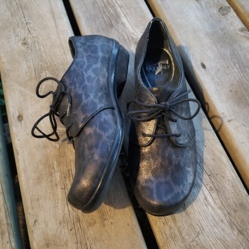 Dansko Olive Metallic Animal Print Laced Oxford Fashion Sneaker 39 | eBay
