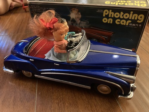 Vintage Photoing On Car Battery Operated Tin Car Toy in Blue | eBay