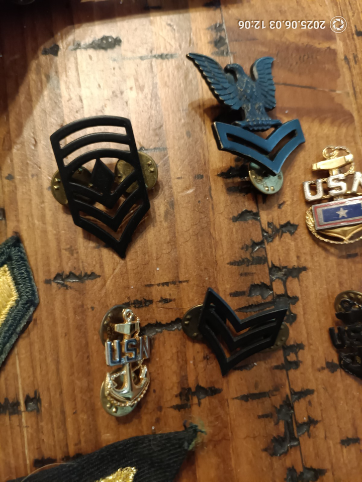 Large Lot US Military Insignia Pins Patches Medals USN USMC Army VFW ...