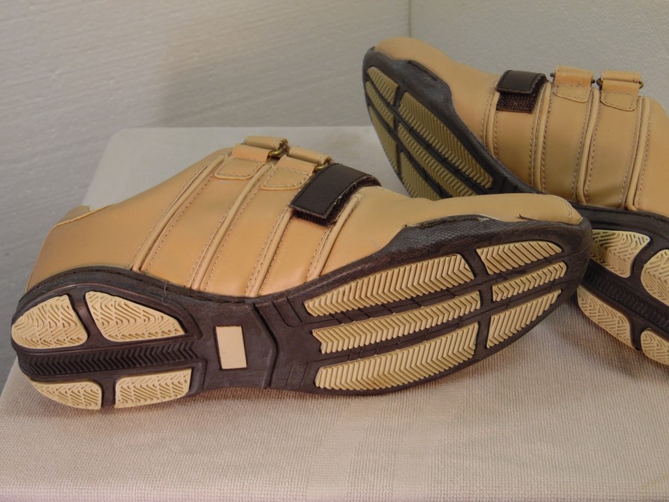 AIR BALANCE WOMENS ATHLETIC SHOES SIZE 6.5 MEDIUM hook & loop TAN WALKING | eBay