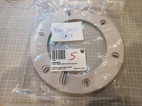 42443-55020 Toyota OEM Genuine GASKET, BRAKE DRUM OIL DEFLECTOR, RH/LH ...