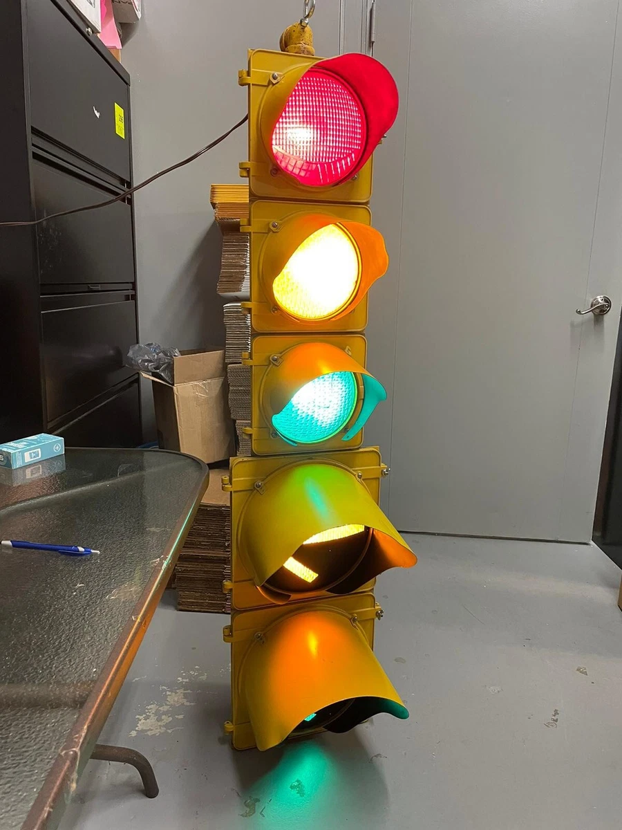 Red Arrow Traffic Light
