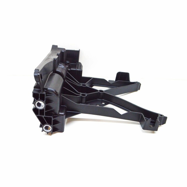 Mercedes-Benz GLC X253 Right Radiator Support Bracket A2536202001 OEM ...