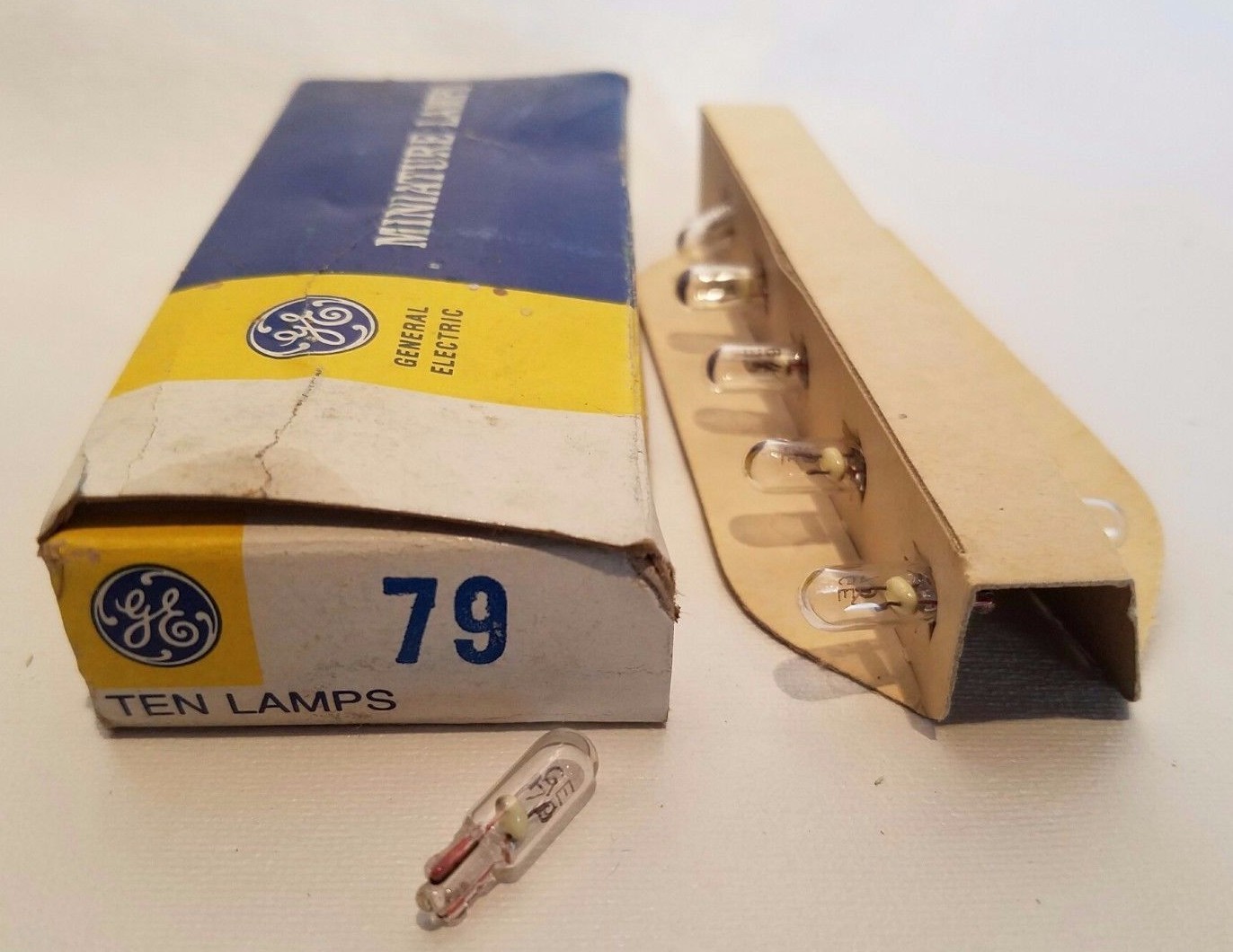 Box of 7 General Electric GE 79 GE79 Miniature Wedge Base Lamps Light ...