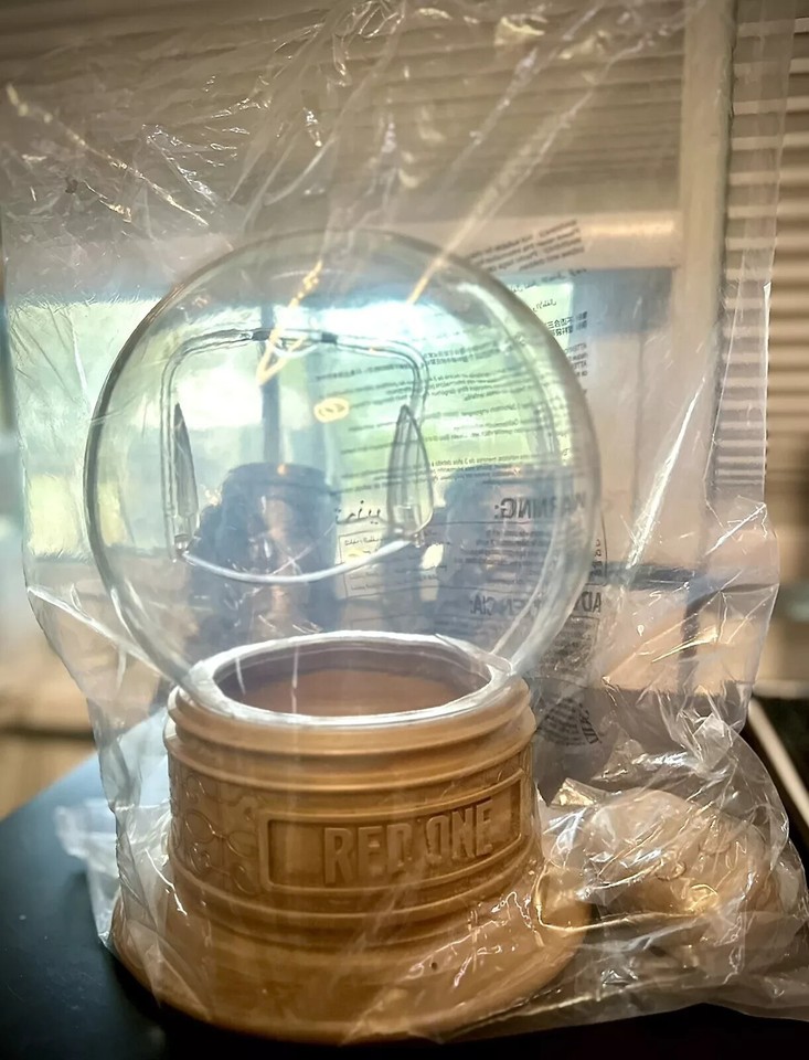 Red One Snow Globe Lightup Popcorn & Candy Bucket SHIPS NOW BRAND NEW ...