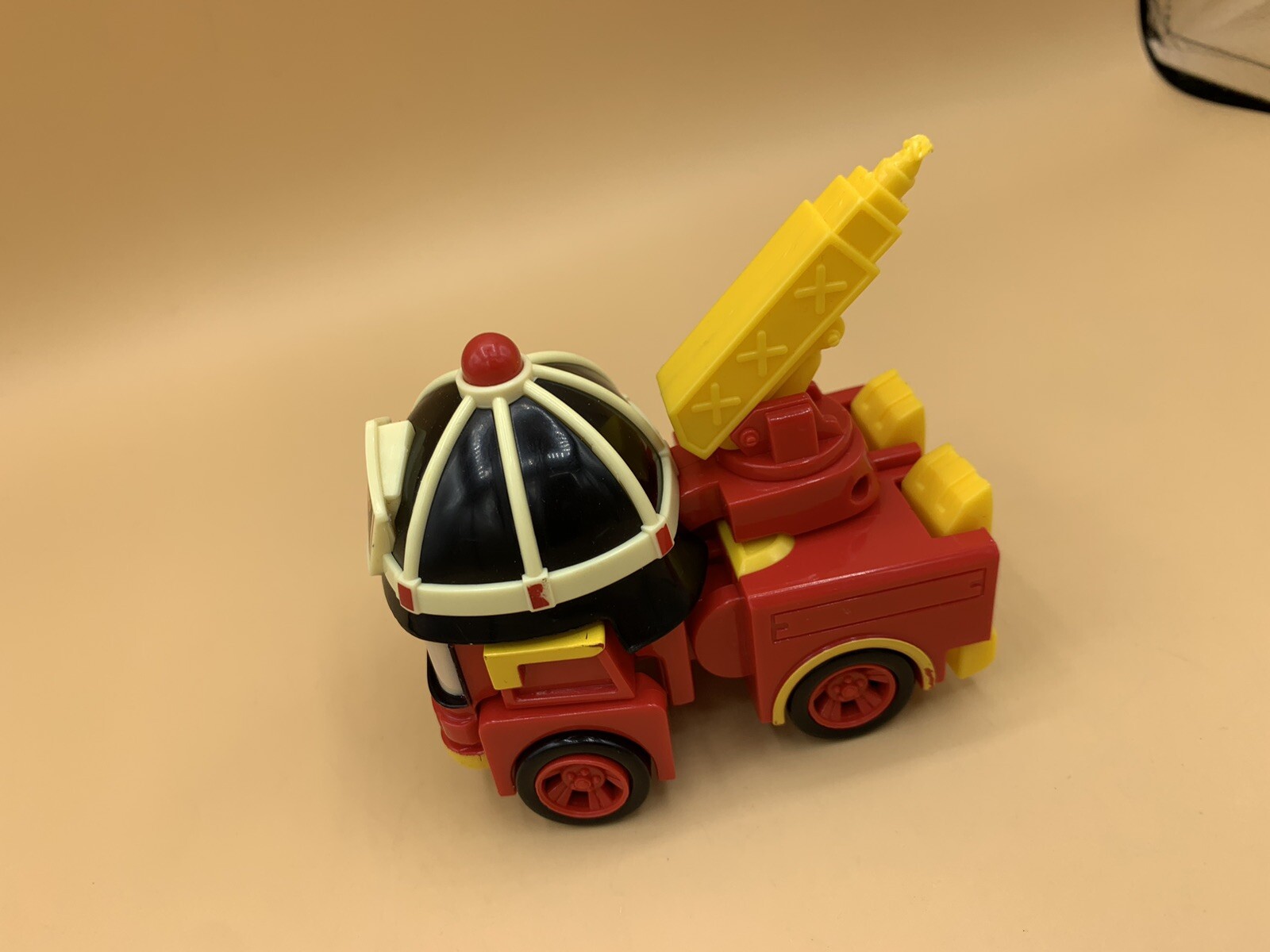 Robocar Poli Roy Fire Fighter Truck Transforming Robot Vehicle ...