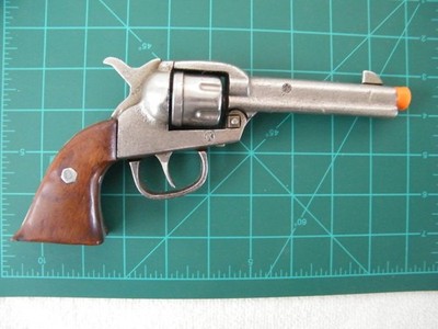 Vintage Kilgore Big Horn Cast Iron Cap Gun | eBay