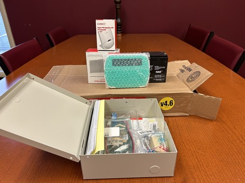 NEW DSC KIT16-120CP01NT PC1616, RFK5501 Keypad, Motion Siren Battery ...