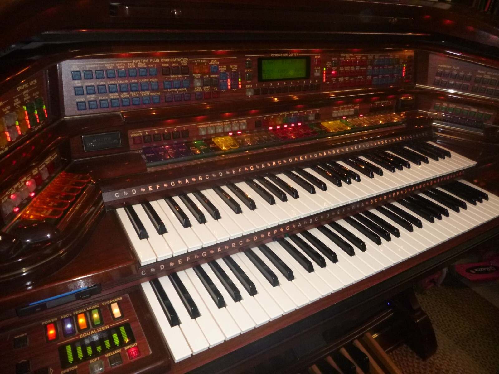 Special Edition Lowrey Organ with full keyboards, 25 Console Pedals ...