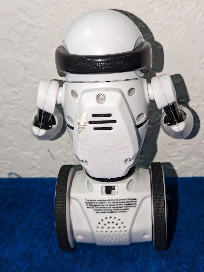 WowWee MIP Motion Gesture Control "Mip The interactive Robot ...