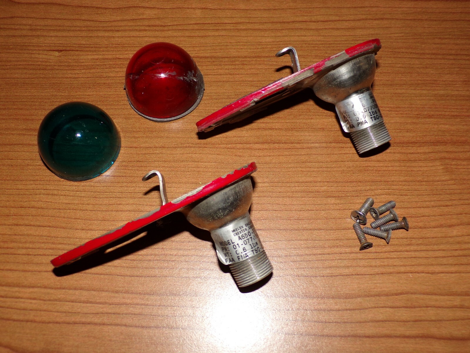 Whelen Aircraft Wing Nav Light Base w/ Green & Red Lens 01-0770054-01 ...