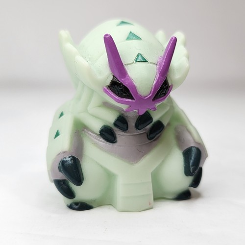 Pokemon 2" Golisopod Finger Puppet Figure Gotta Catch Them All Nintendo ...