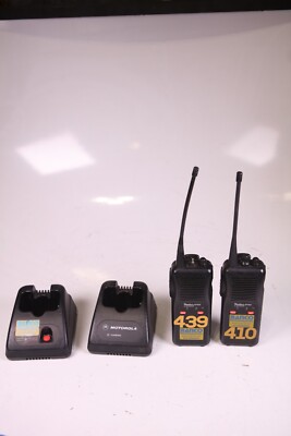 Lot of 2 Motorola Radius SP50 Series Radios w/ Docks, Chargers | eBay