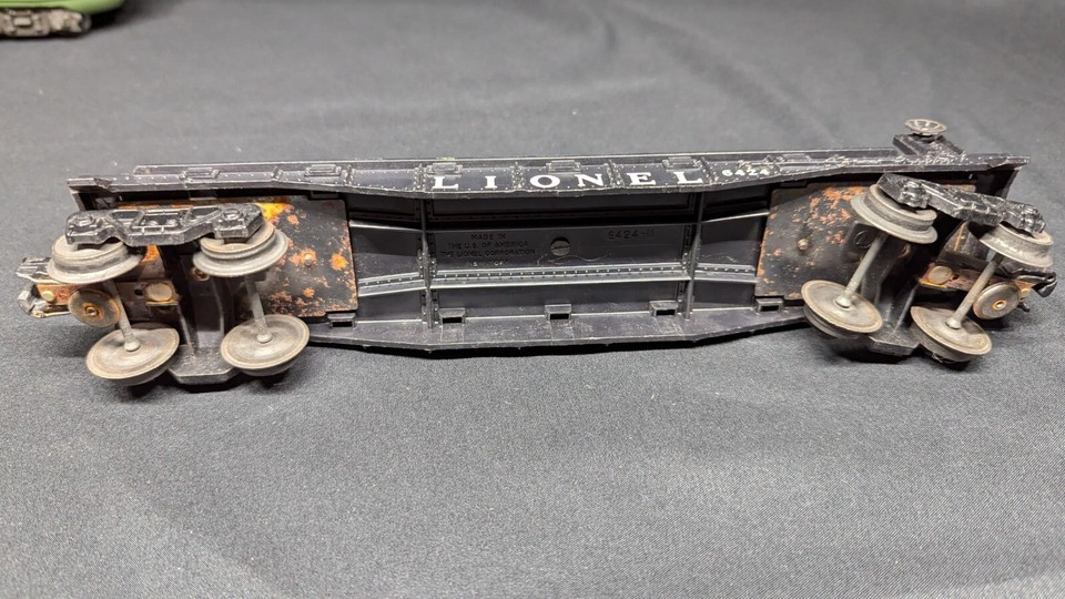 Mixed Lot of 16 Lionel Cars - Older heavy, some all metal, vintage ...