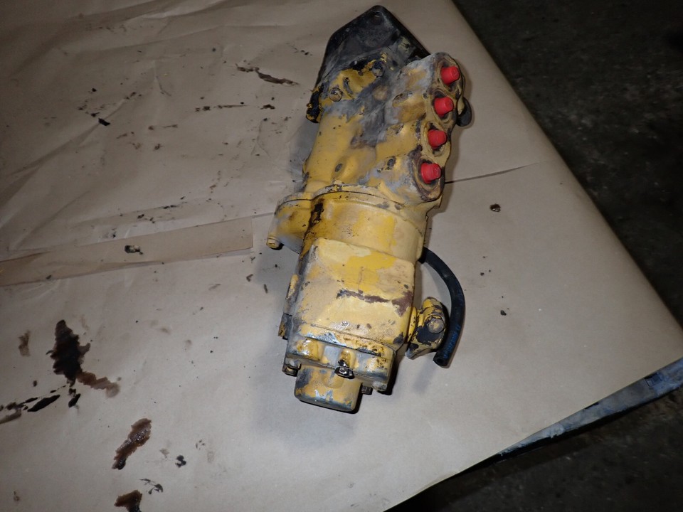 Caterpillar CAT 3204 Diesel Engine Fuel Injection Pump 1N-4855 LOADER ...