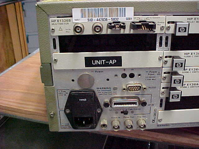 Hewlett Packard HP75000 Series B Mainframe with E1326B, E1345-66201 ...