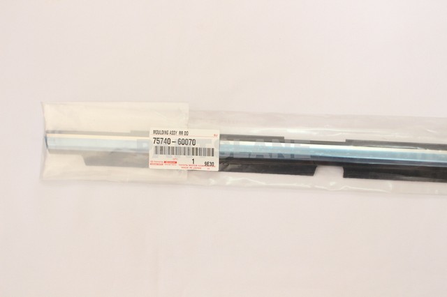 Lexus TOYOTA OEM 13-16 LX570 Rear-Window Sweep Belt Felt Molding Left ...