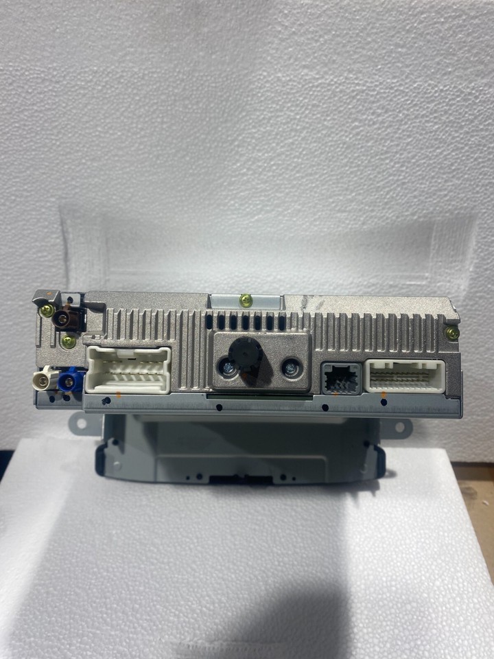 DACIA SANDERO DUSTER I II LOGAN MEDIA NAV RADIO UNIT DAB APPLE PLAY ...