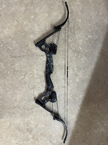 Oneida Eagle Osprey Graphite Black RH Medium 27.5"-29" Draw 30-50lbs | eBay