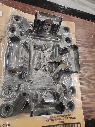 Ford F-150 Boxlink Box Locking Tie Down Cleat J025L HL3J-99286D62-AC ...