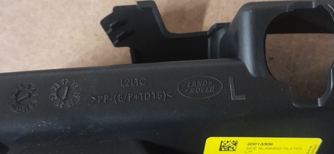 NEW GENUINE LAND ROVER RANGE ROVER SPORT L494 Front Left Blanking Plate ...