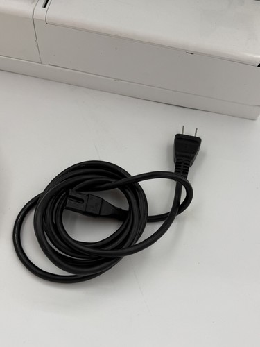 Husqvarna Viking Daisy Sewing Machine w Foot Pedal S2 25 S225 | eBay