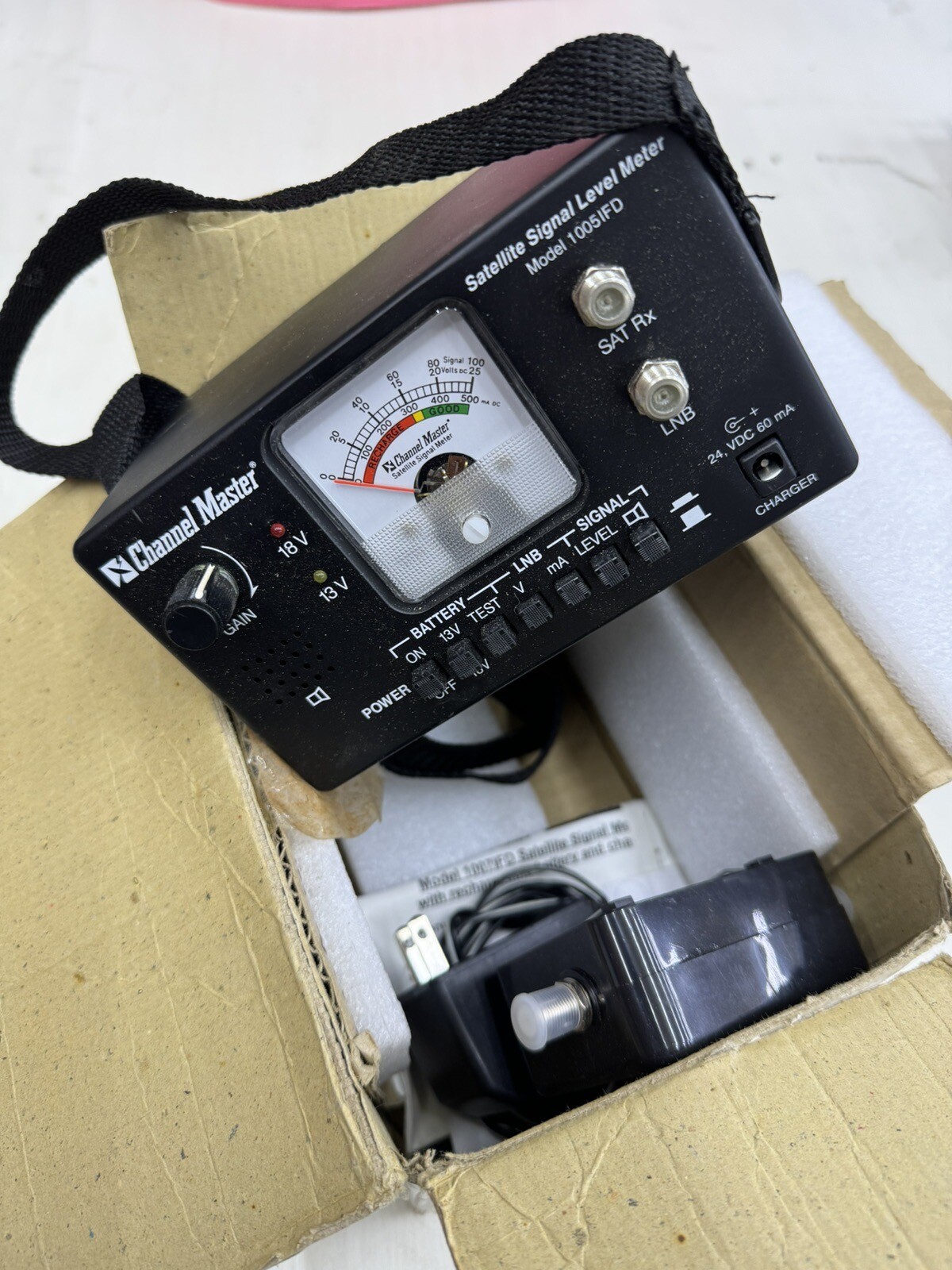 Channel Master Deluxe Satellite Signal Level Meter 1005IFD Rechargeable ...