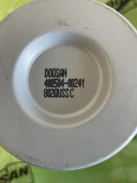DEVELON Doosan Pilot Filter Element, 400504-00241, see machine list | eBay