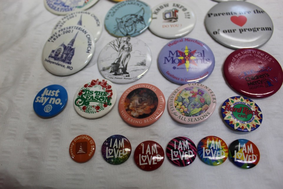 Large Lot of 23 Vintage Mixed Buttons Pins Pinbacks Button Pin | eBay