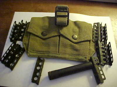 10 each British Lee Enfield SMLE 303 stripper clips with pouch & oiler ...