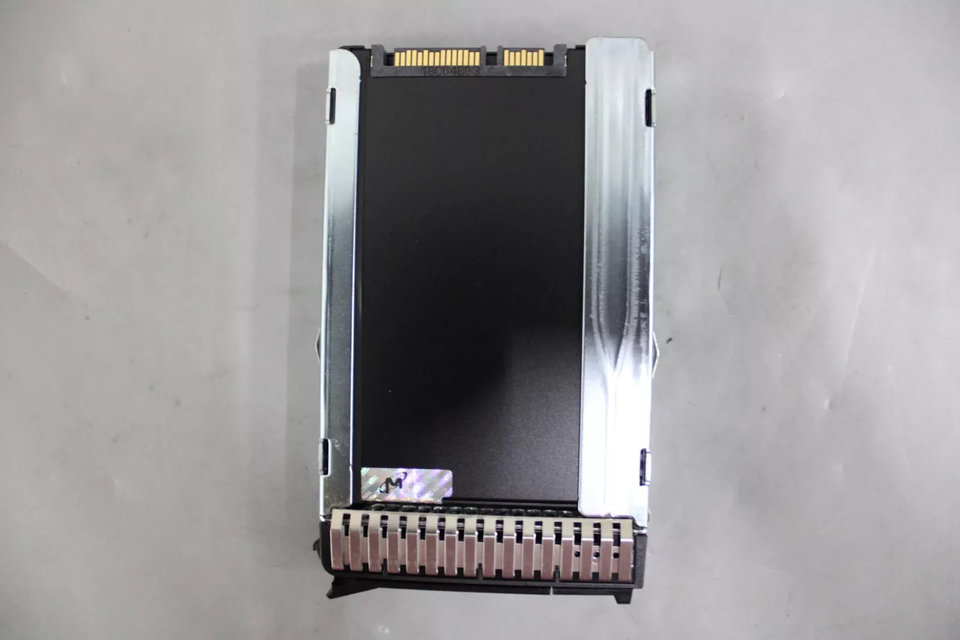 Lenovo ThinkSystem 02YE750 4XB7A38275 2.5" 3.84TB Entry SATA 6Gb Hot ...