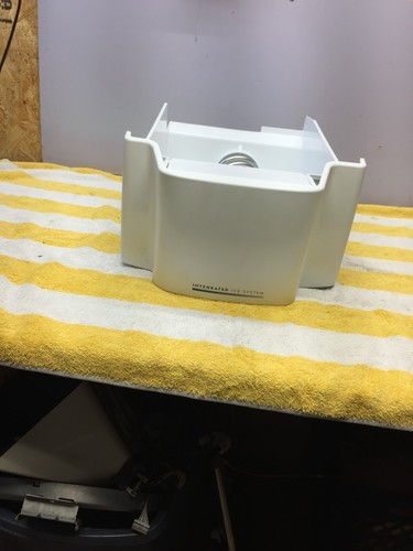 WR17X11447 GE REFRIGERATOR ICE BUCKET ASSEMBLY free shipping | eBay