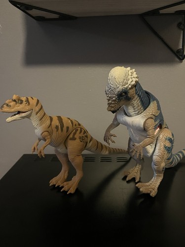 Jurassic Park The Lost World Allosaurus Complete With Extra Dino ...