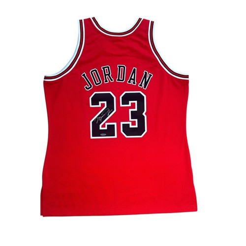 1997-98 Mitchell & Ness Michael Jordan Autograph Jersey (48 XL) Upper ...