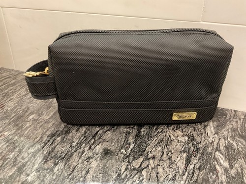 NEW - TUMI Zippered Small Kit - 4”x7” Pouch - Cosmetic Bag - BLACK with GOLD 883509087273| eBay