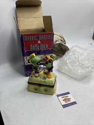 1996 Looney Tunes Porcelain Hinged Trinket Box Marvin Martian and Daffy ...